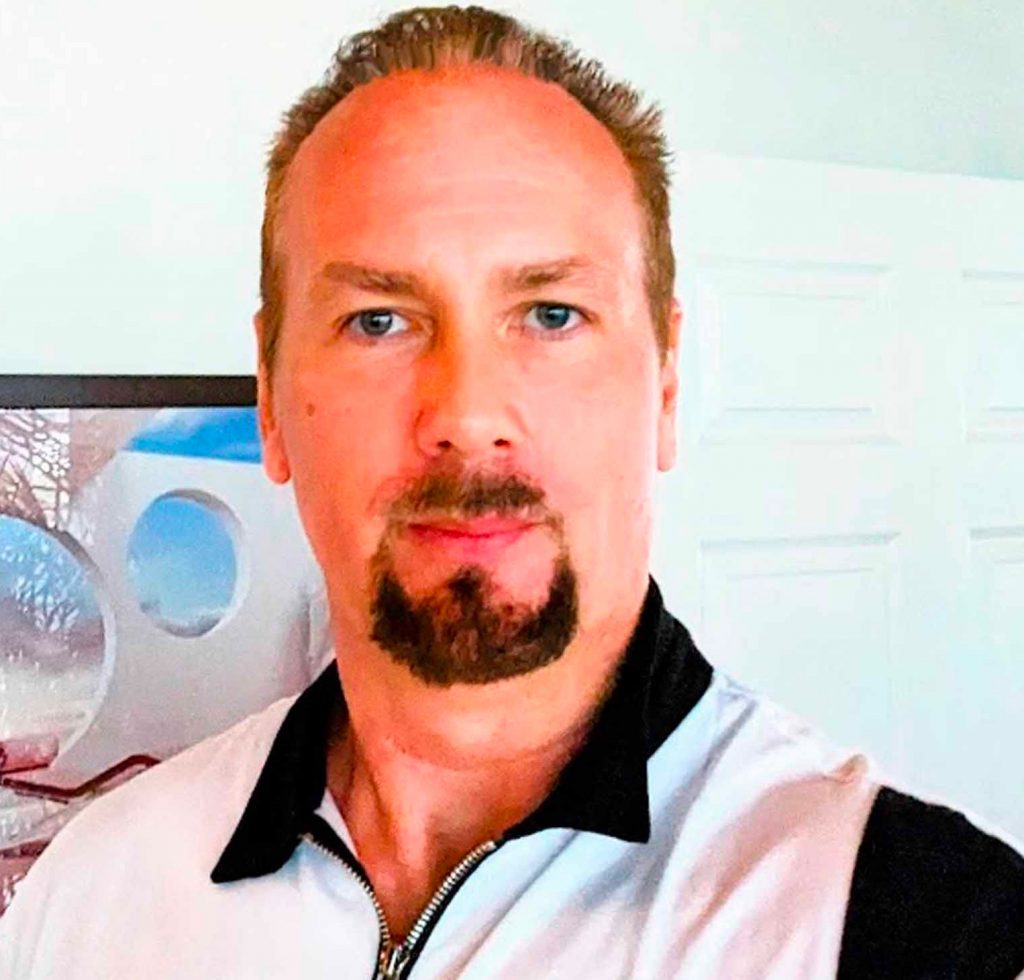 Laurence Svekis Bio – Coding Help Tips Resources Tutorials