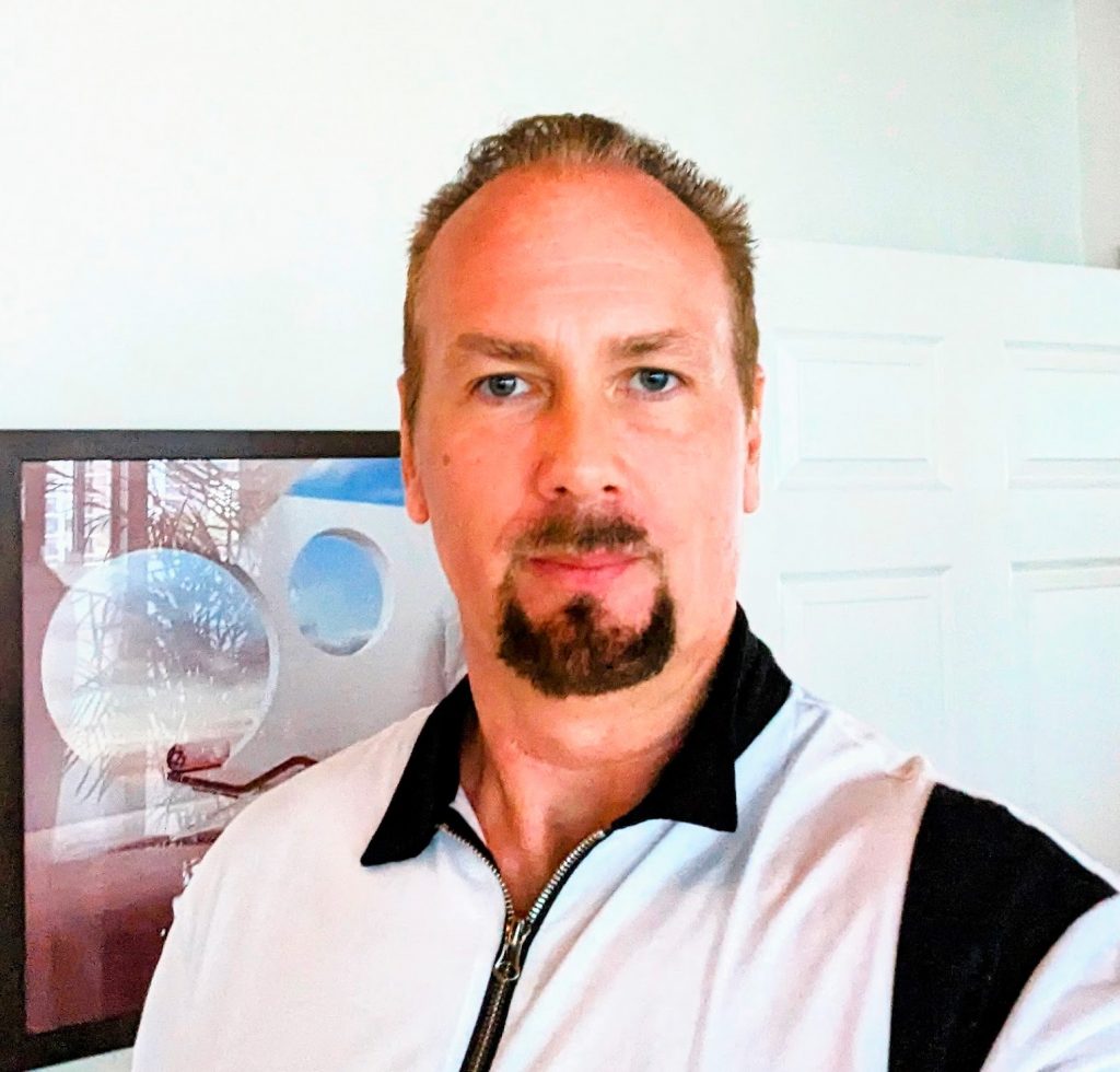 Laurence Svekis Bio – Coding Help Tips Resources Tutorials